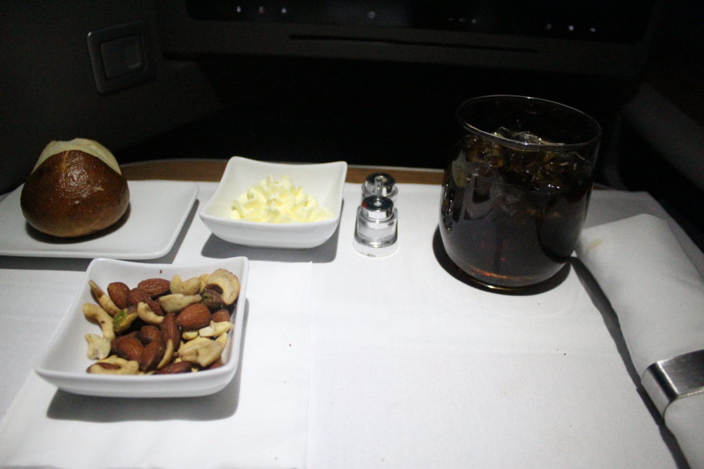 American Airlines First Class JFK-LAX Review - TravelUpdate
