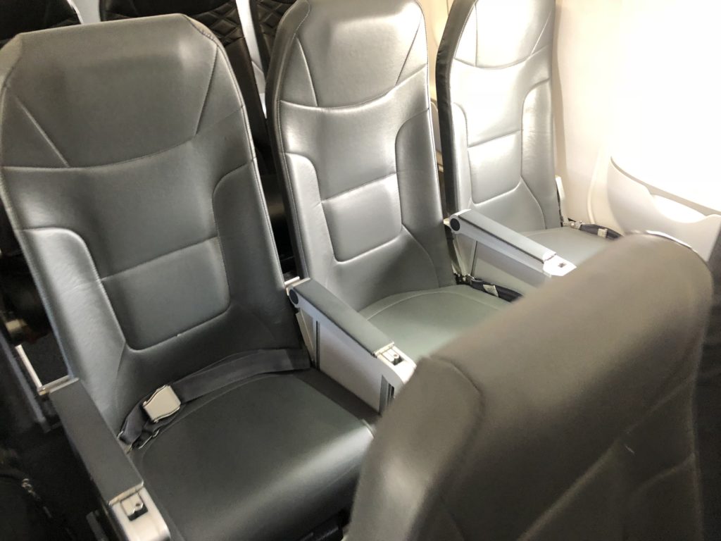 My Flight on Frontier's Airbus a320NEO, Stretch Seating - TravelUpdate