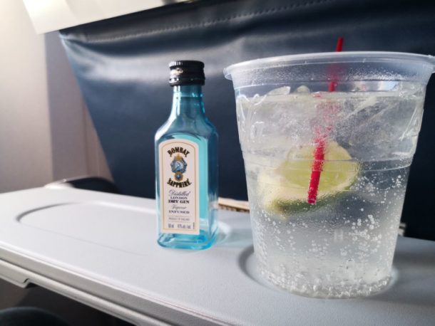 Review: Delta Comfort Plus from Sydney to Los Angeles - TravelUpdate