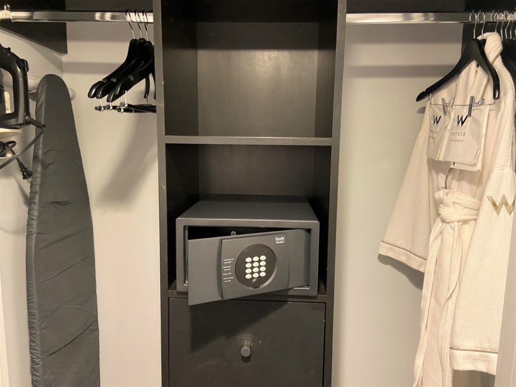 Review: The W Seattle, so what is it really like staying at this hotel ...