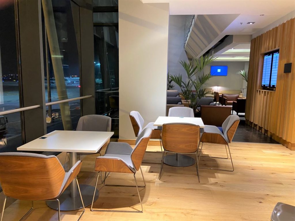 Have you seen the newly refreshed Aer Lingus lounge in Dublin ...