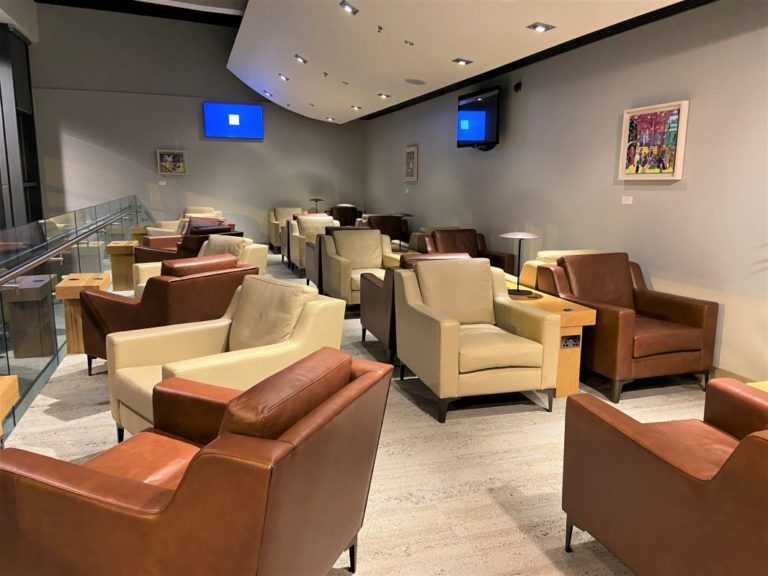 Have you seen the newly refreshed Aer Lingus lounge in Dublin ...