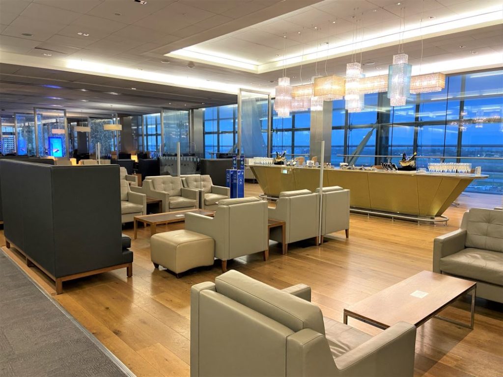 42 new pictures of the British Airways London First Class lounge, from ...
