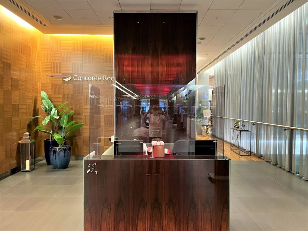 Review: The fabled British Airways Concorde Room at London Heathrow ...