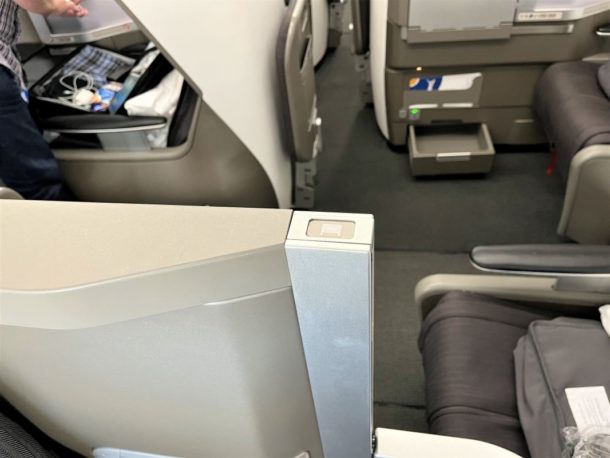 What's flying Sydney to London in Club World like on a British Airways ...