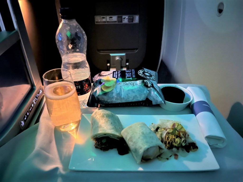 What's flying Sydney to London in Club World like on a British Airways ...
