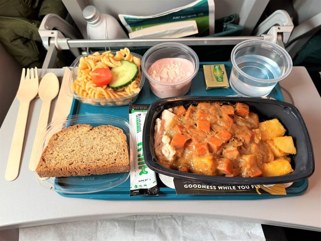 Review: Aer Lingus transatlantic economy class from Dublin to Chicago ...