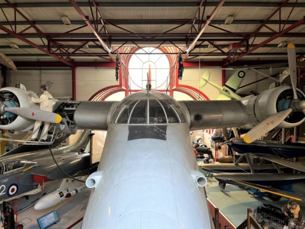 What's it like inside a vintage Ansett Short Sandringham flying boat ...