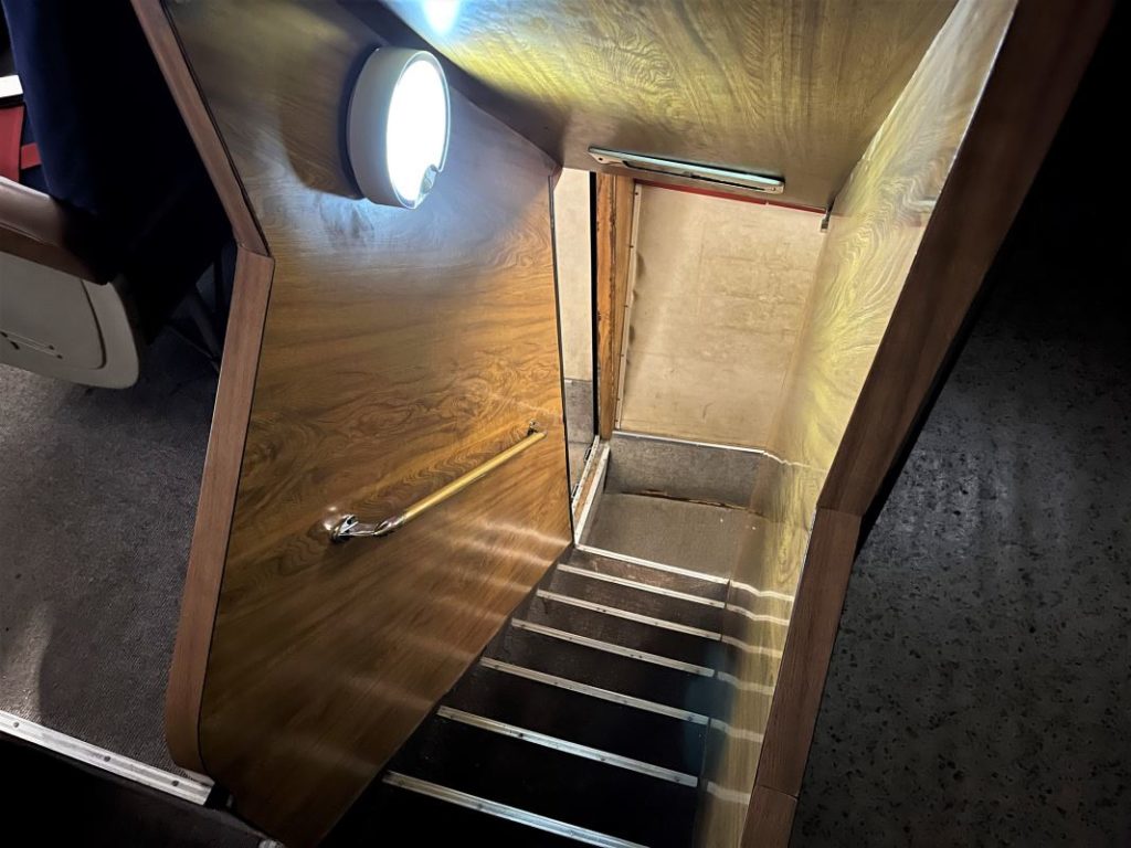 What's it like inside a vintage Ansett Short Sandringham flying boat ...