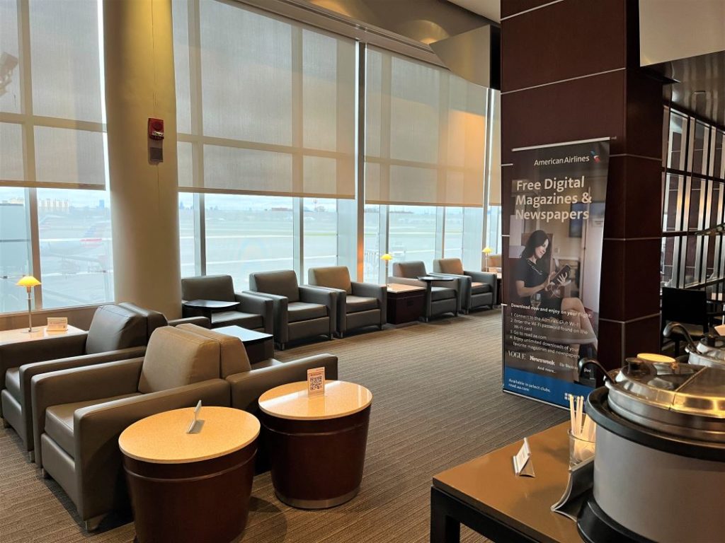 Review: American Airlines Admirals Club Philadelphia Terminal F ...