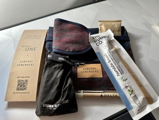 Review: Delta One Suites A330-900neo Amsterdam (AMS) to New York (JFK ...