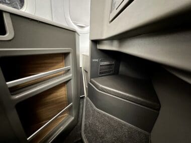 Review: American Airlines Flagship First Airbus A321 Transcon ...