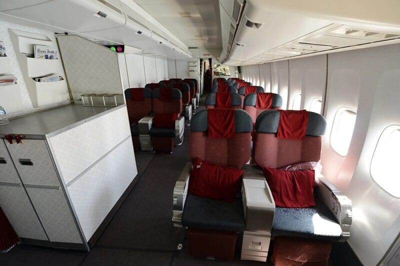 Remember the longitudinal galleys on some Boeing 747 aircraft ...