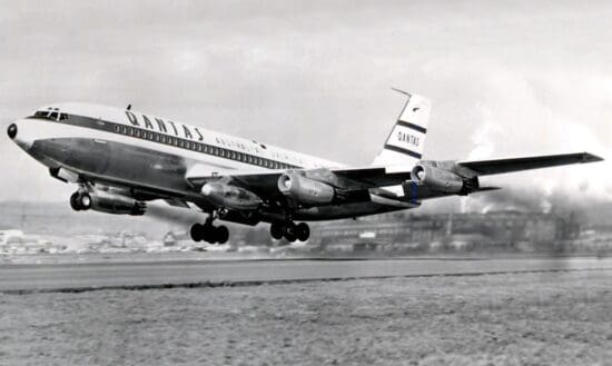 What ever happened to planes using a spare engine pod? - TravelUpdate