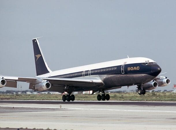 Have you seen this amazing video of a BOAC Boeing 707 flight in 1969 ...