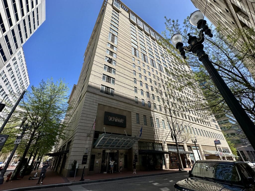 AMEX FHR Review: The Duniway Portland, a Hilton Hotel - TravelUpdate