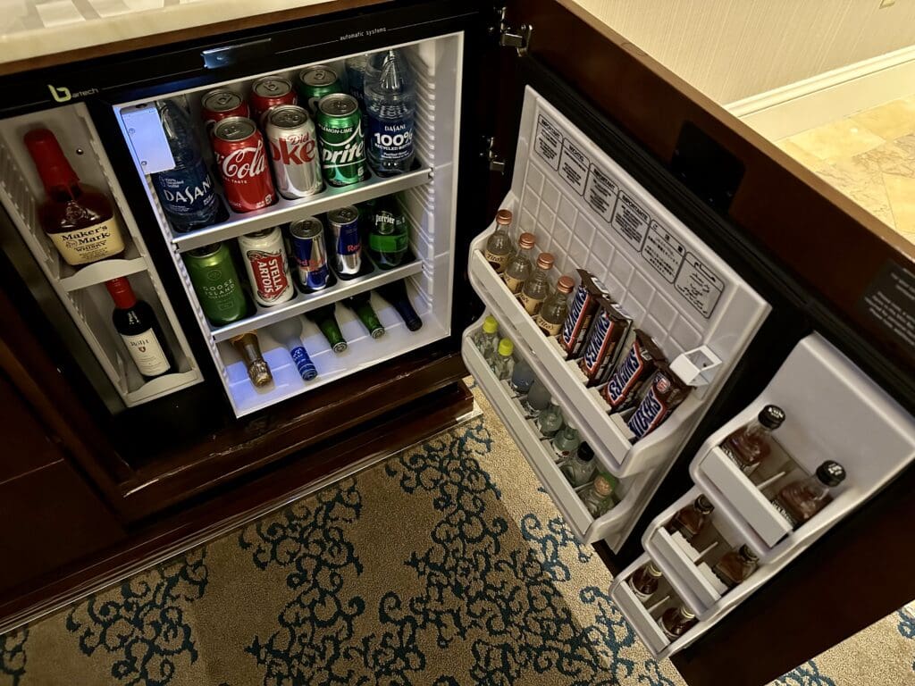 Iconic Hotel Review: Bellagio Las Vegas - TravelUpdate