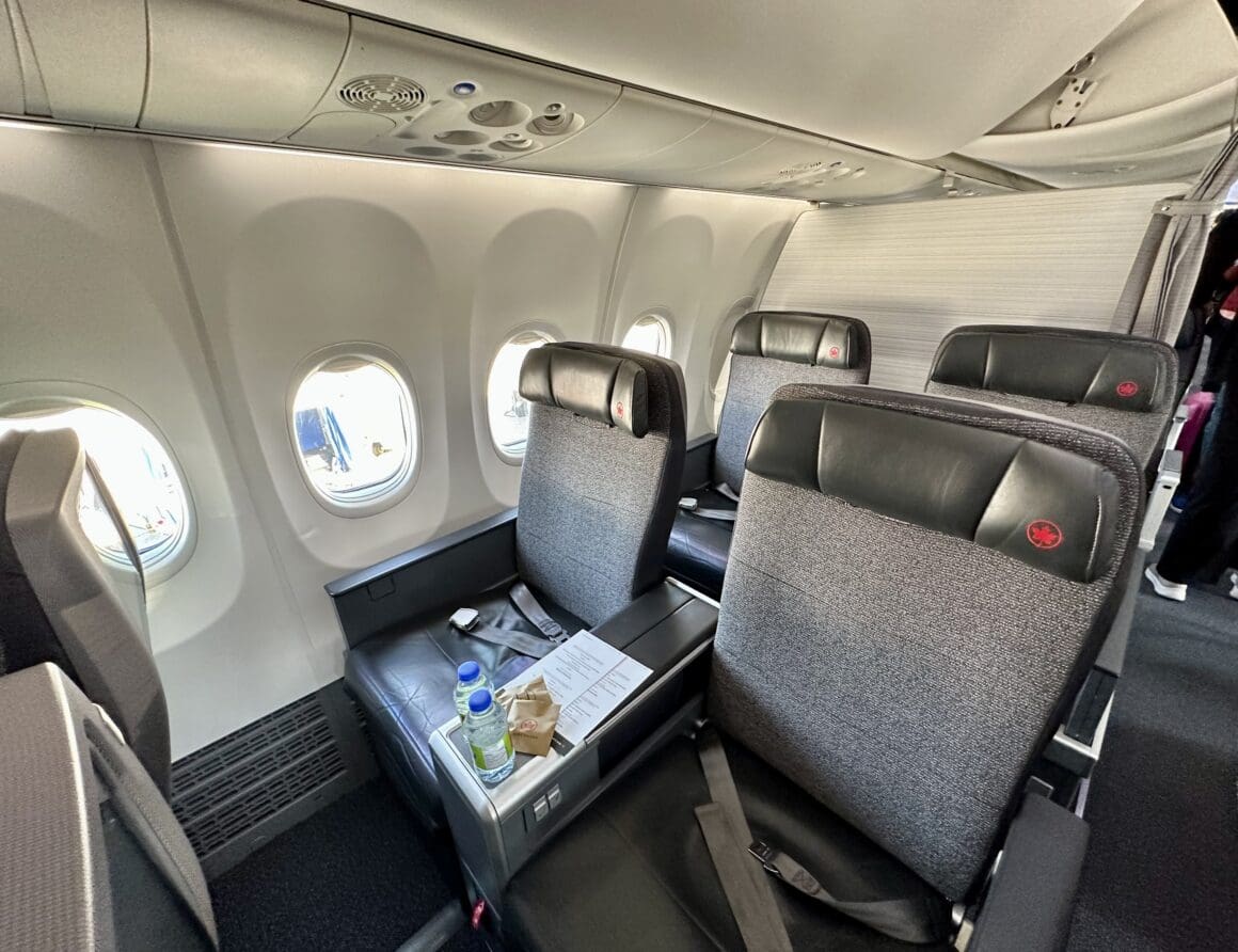 Review: Air Canada Business Class Boeing 737 MAX 8 (YVR-LAX) - TravelUpdate