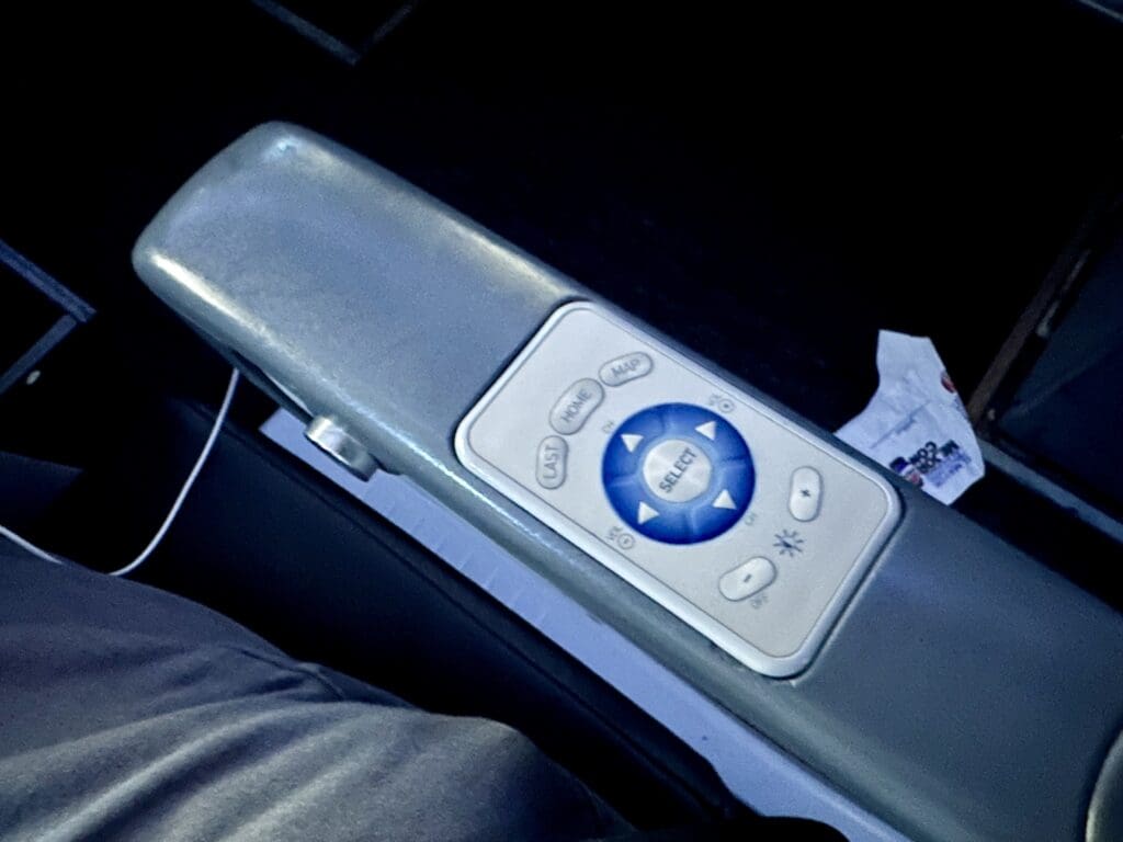 Review: "Even More Space" JetBlue Exit Row A321 Classic (LAX-JFK ...