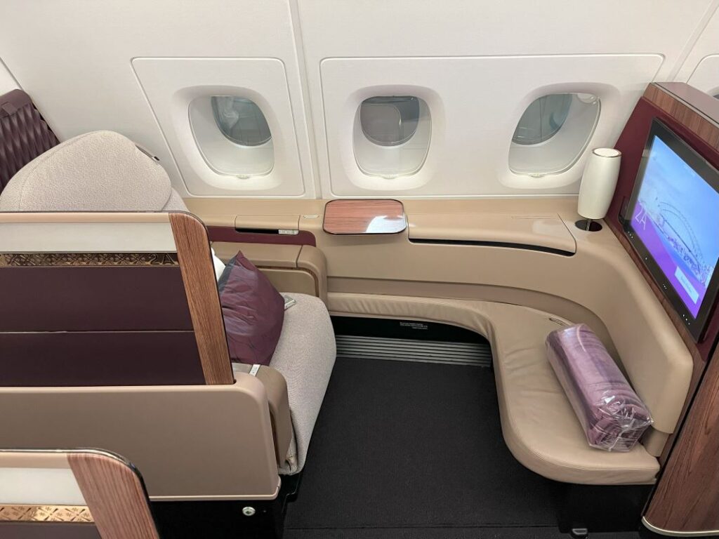 Review: The stupendous Qatar Airways A380 first class experience Doha ...