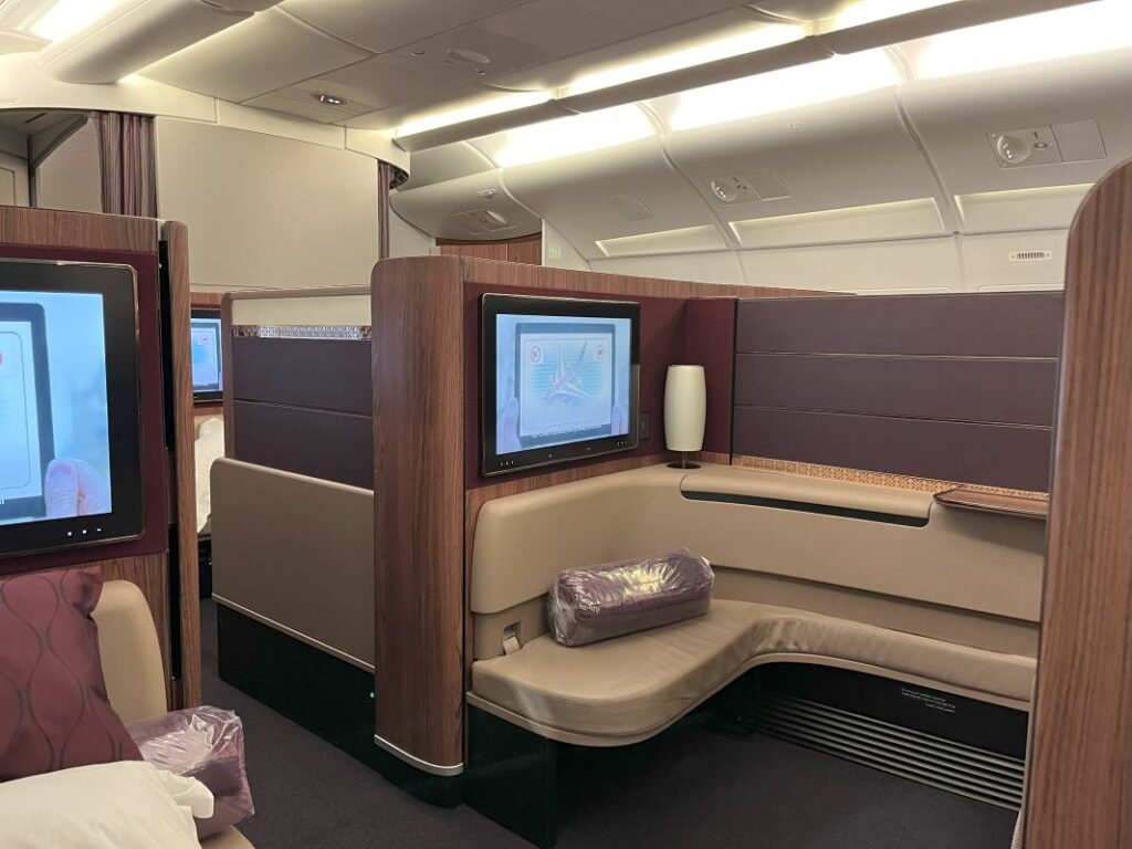 Review: The stupendous Qatar Airways A380 first class experience Doha ...