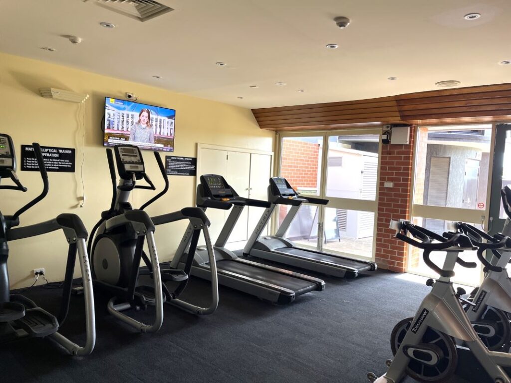 Hotel Review: The interesting Country Club Tasmania in Launceston ...