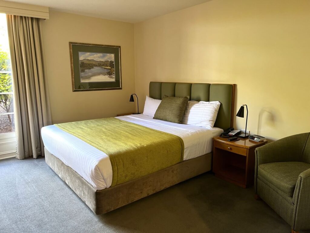 Hotel Review: The interesting Country Club Tasmania in Launceston ...