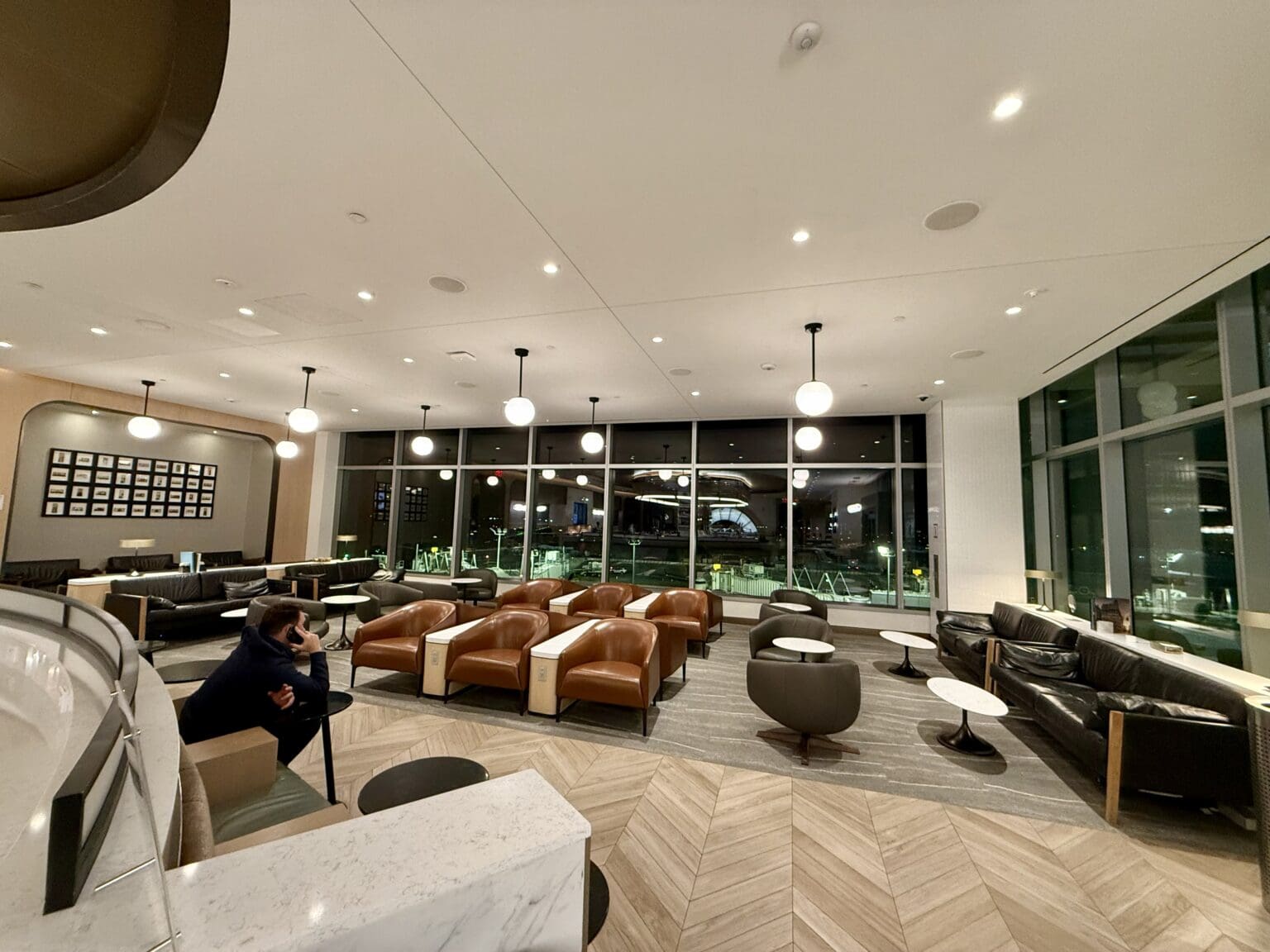 Lounge Review: The Newer JFK Delta Sky Club Concourse A - TravelUpdate
