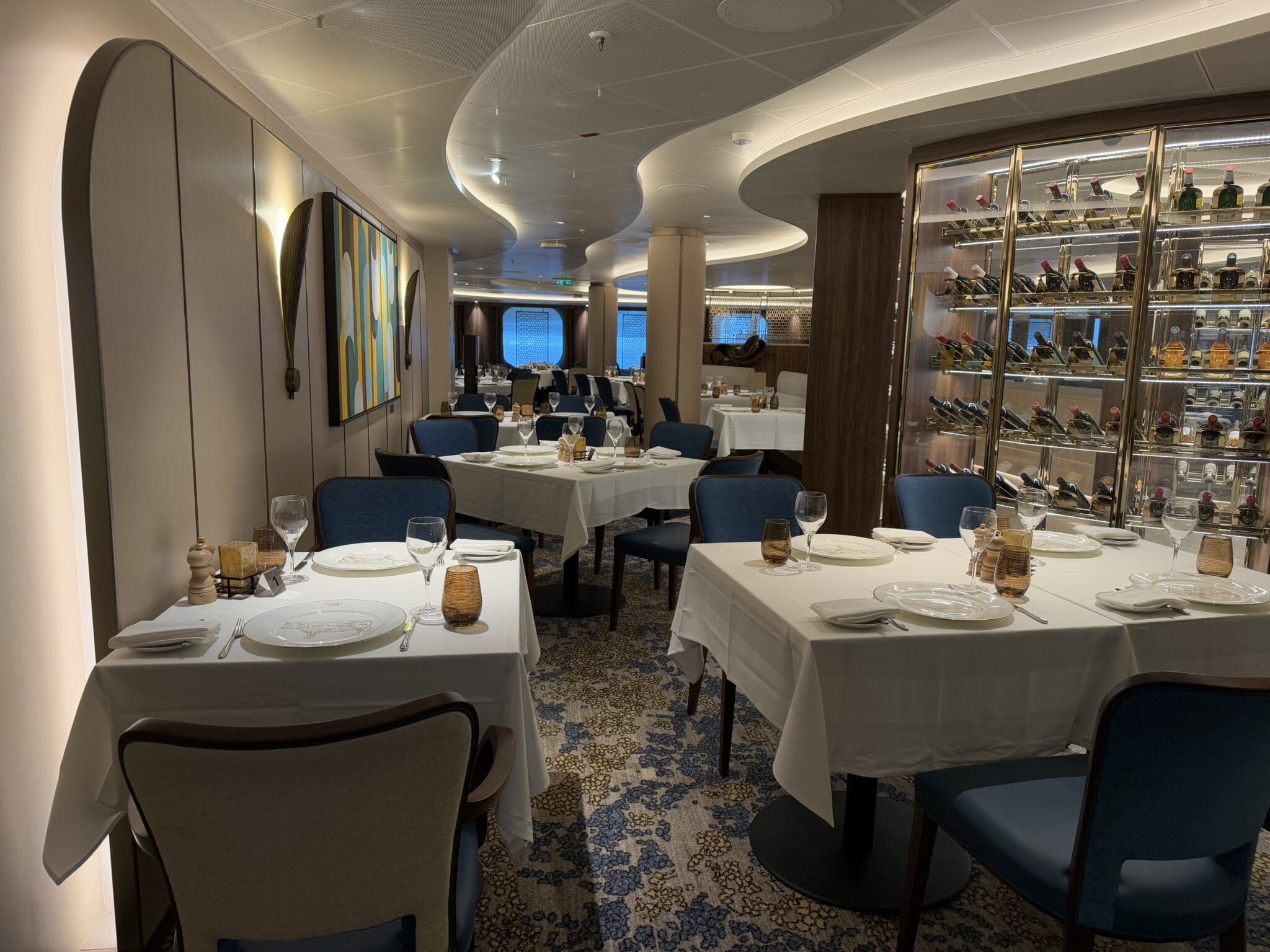 Cruise Review: Sun Princess Dining & Entertainment - TravelUpdate