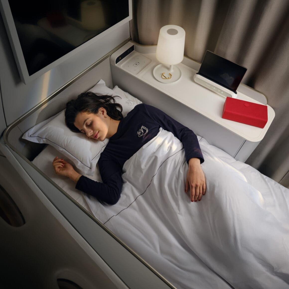 Air France Unveils New First Class La Première - TravelUpdate