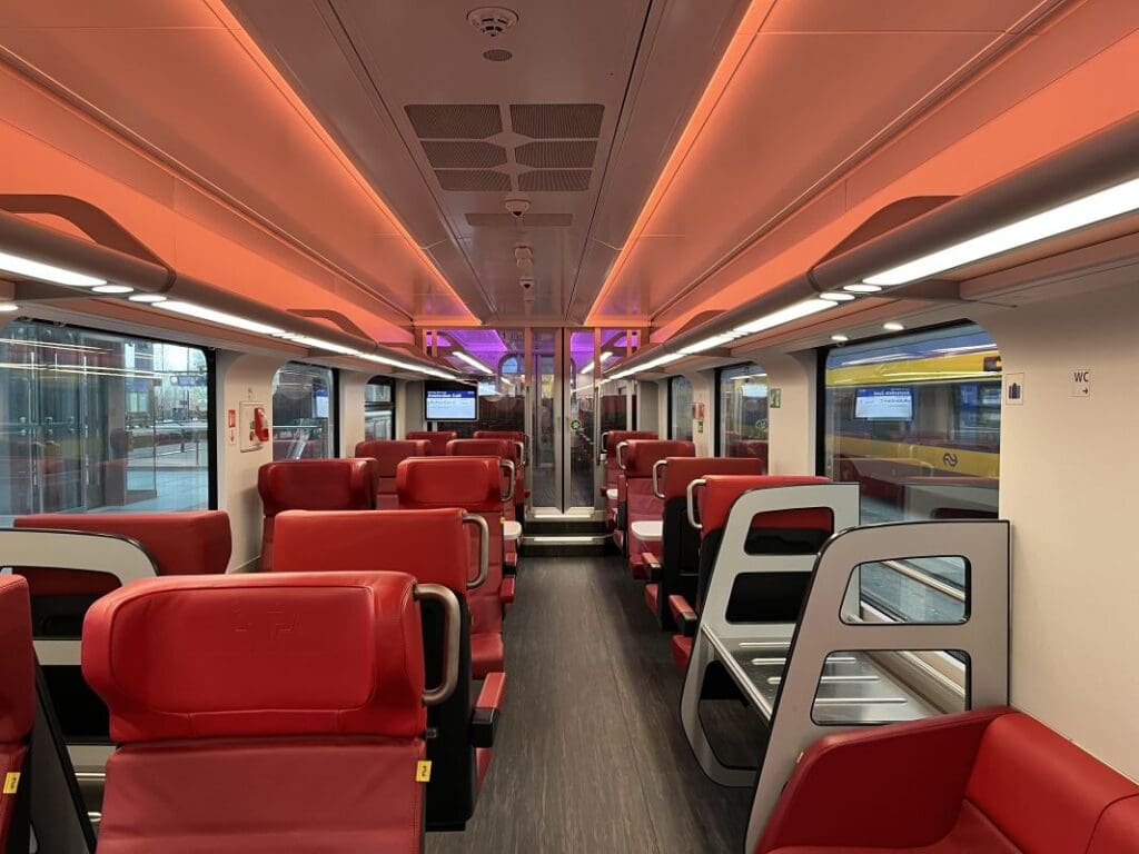 Is there any reason to upgrade to First Class on Dutch trains ...