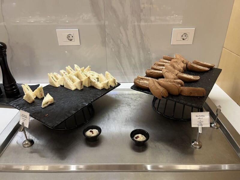 Review: The Ahlein Premium Lounge at Cairo Terminal 2 - TravelUpdate