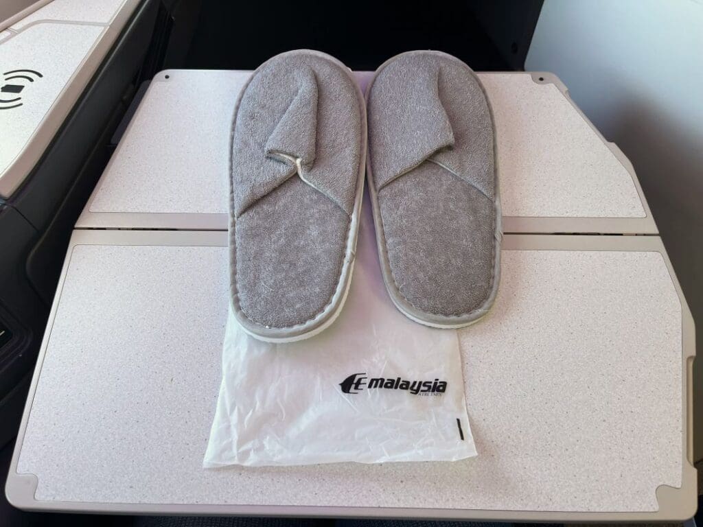 Wow! Who knew these two airlines offer slippers in business class ...