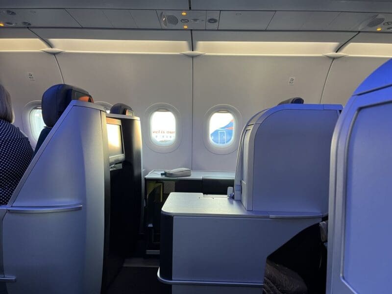 Wow! Amazing service in Aer Lingus business class from Washington to ...