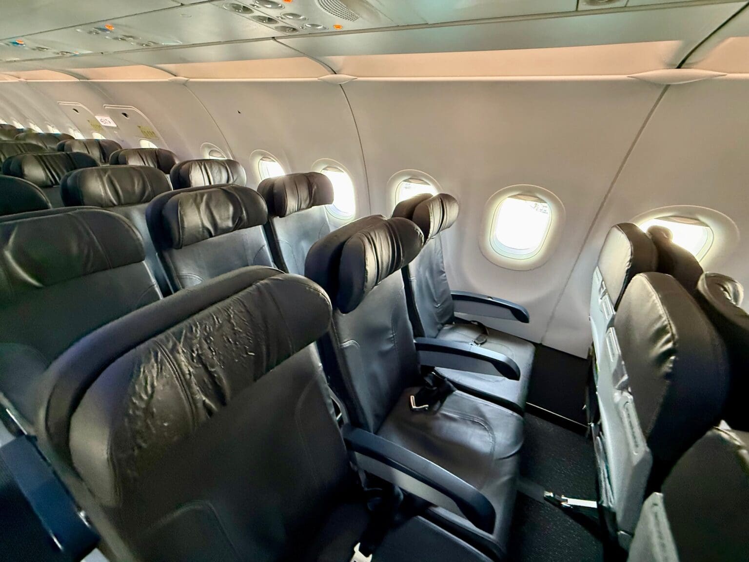 Review: Aer Lingus A320 Economy Exit Row Dublin to Amsterdam - TravelUpdate