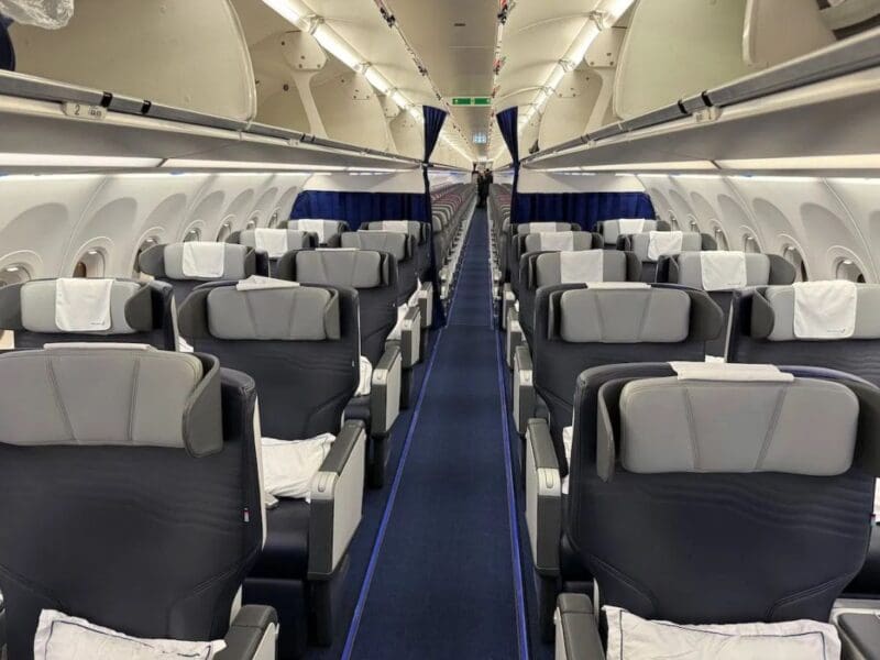 What is Icelandair's new A321neo Saga Premium business class like ...