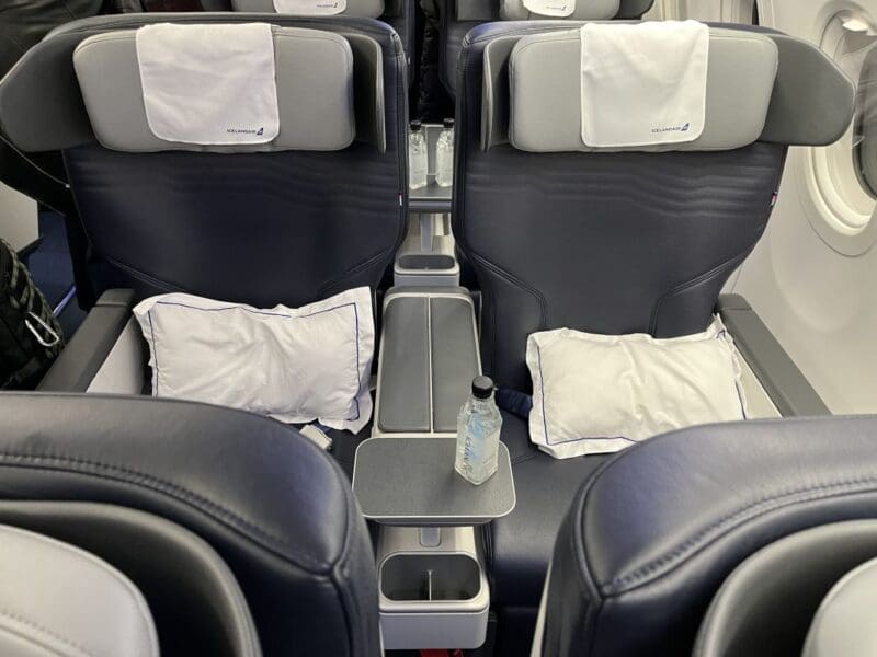 What is Icelandair's new A321neo Saga Premium business class like ...